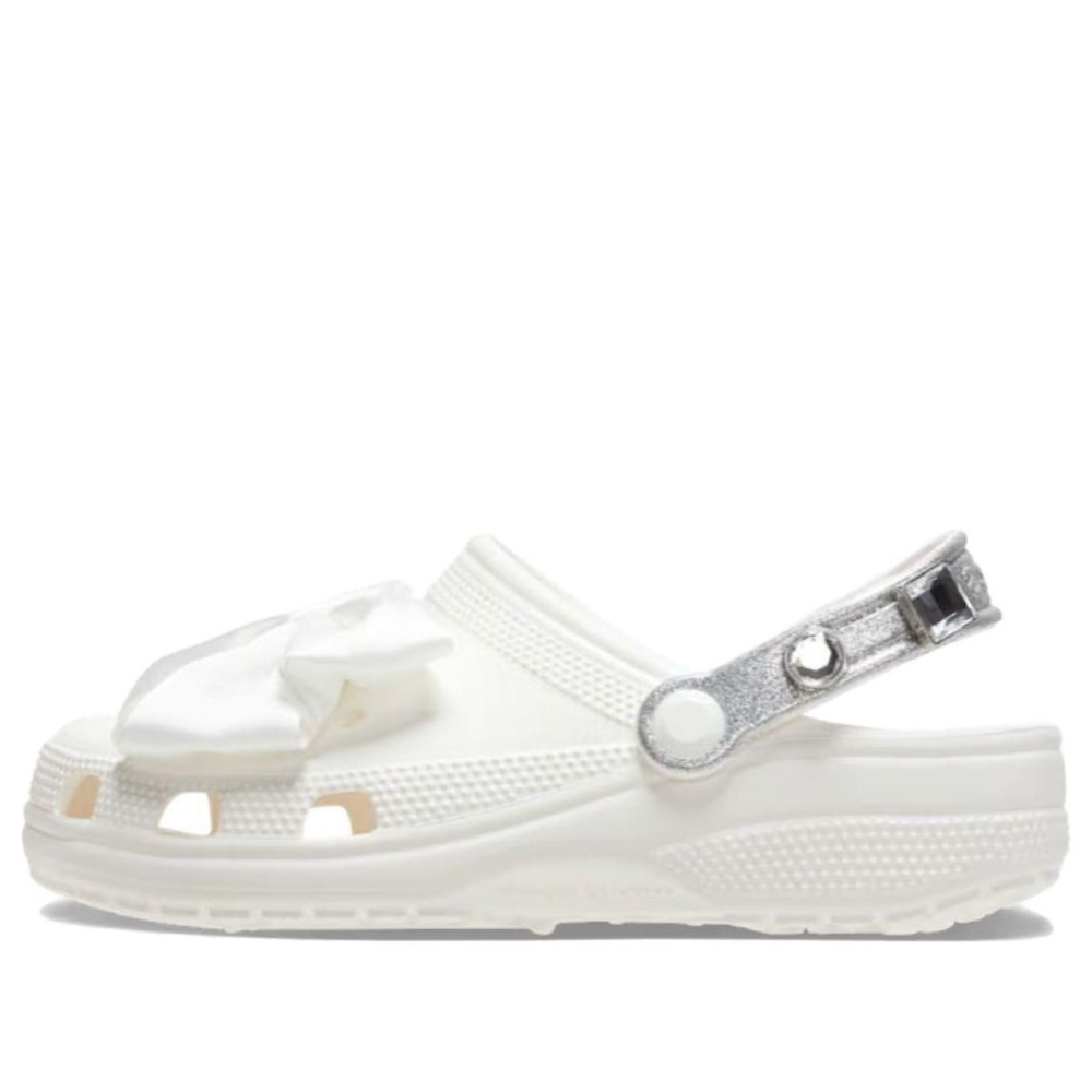 Crocs ASOS exclusive classic clogs weiss 209913-100