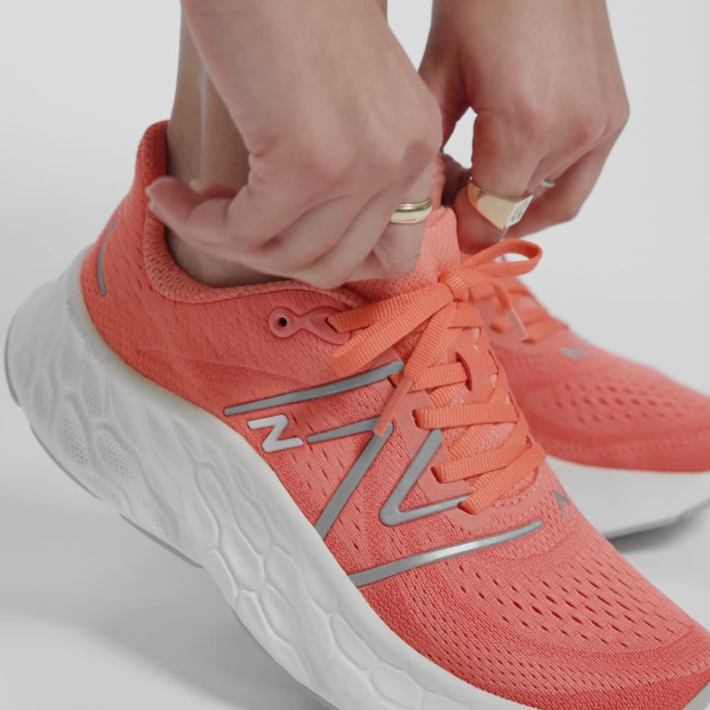 New Balance Fresh Foam X More v4 rot WMORCJ4 Preisvergleich
